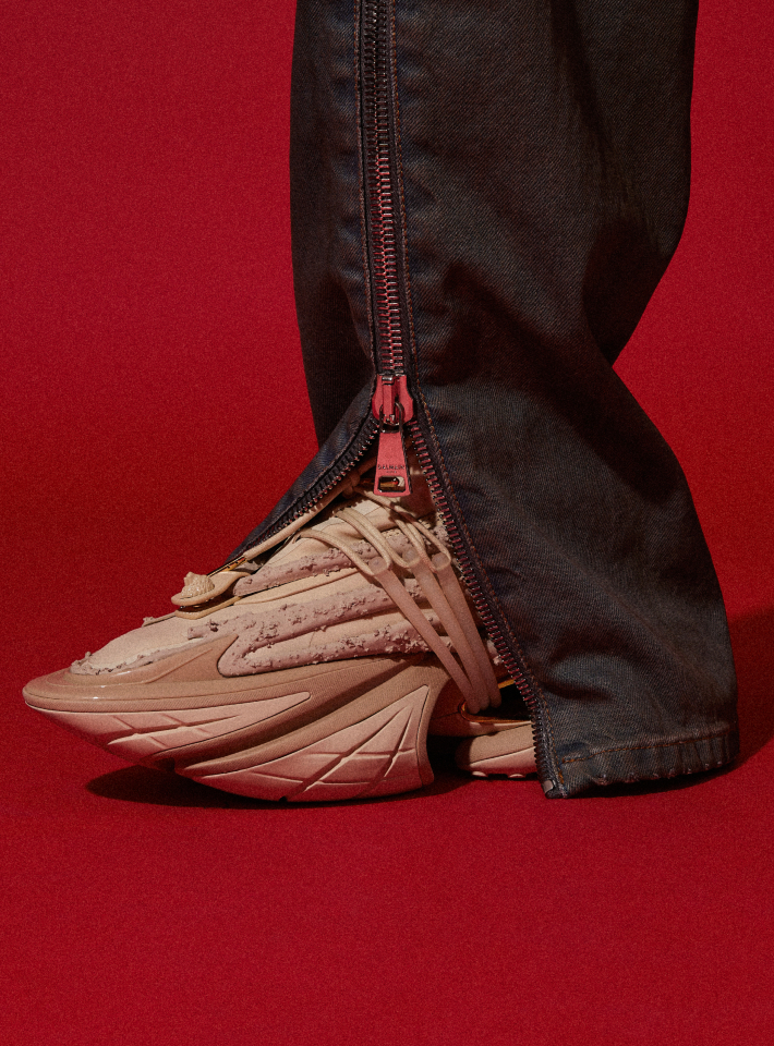 Balmain Official Website India | Designer clothing & bags